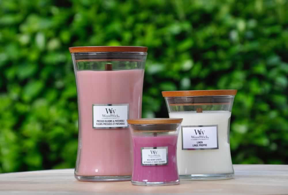 Descubre las maravillosas velas WoodWick, con mecha de madera natural ...